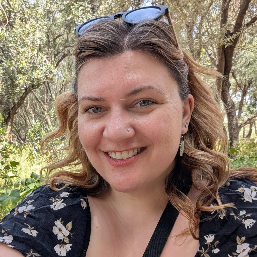 AMLnZu-MJHELpPnlhkIjIBkSqMZGexoPQn1Ug_8jYgglyKQ=s900-c-k-c0x00ffffff-no-rj