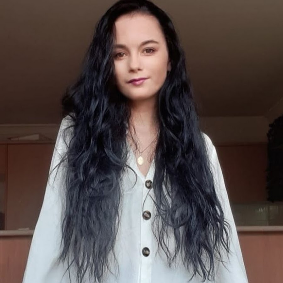 AMLnZu-N-HfJwtrEBWfTpj499GvVvl3hxjK_B0a01mpo=s900-c-k-c0x00ffffff-no-rj