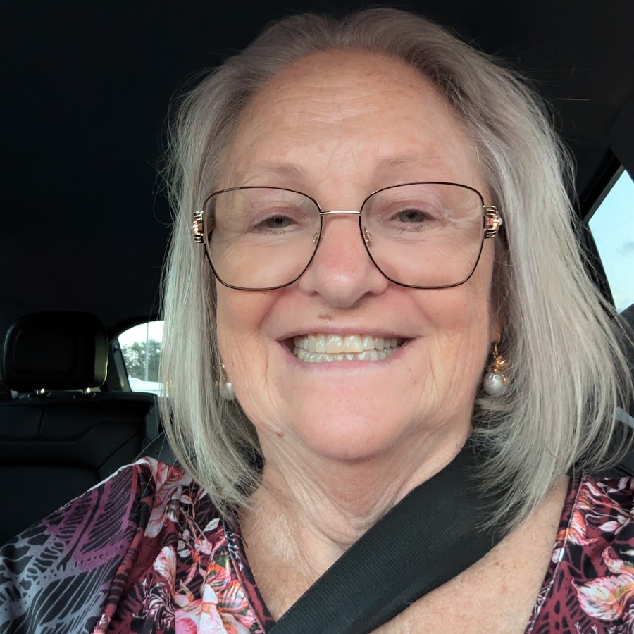 AMLnZu-Pp_idwoY59cLxgA1StslPW90mZBtM4Y_kSaYnMg=s900-c-k-c0x00ffffff-no-rj