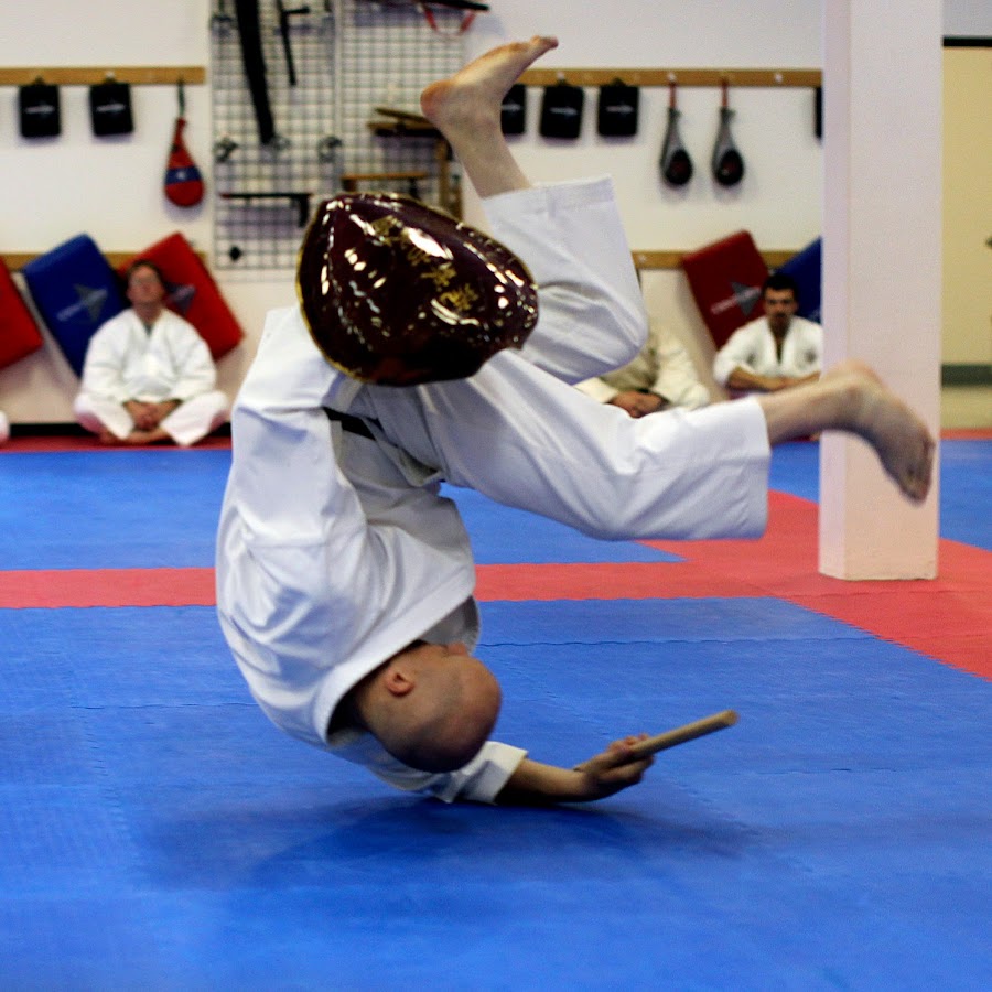 AMLnZu-QlgYR4UmF4aQsLhxJdnTOS37v3rph_-Lz1QPluA=s900-c-k-c0x00ffffff-no-rj