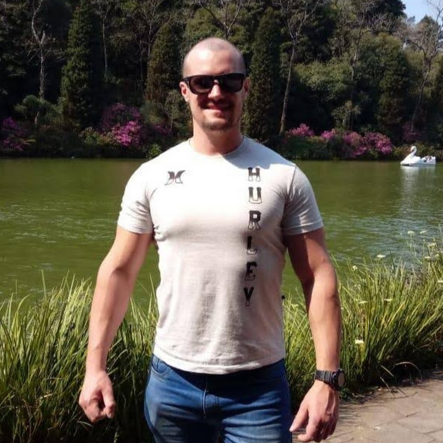 AMLnZu-REWG6inIpBIyd-CX0dxXXOYfmAq_BsQCNbK3F=s900-c-k-c0x00ffffff-no-rj