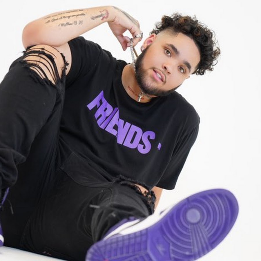 AMLnZu-Tn3UY_GsgNIugohOUcdoUEBiZuRELw_NjnedL-A=s900-c-k-c0x00ffffff-no-rj