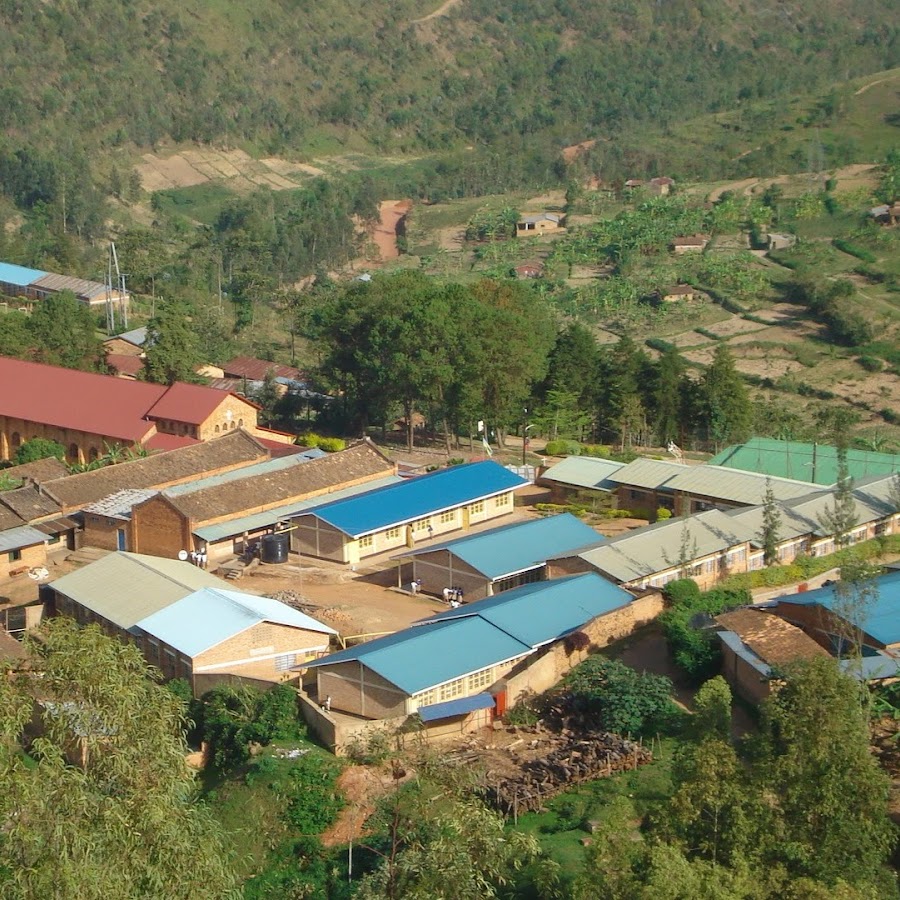 AMLnZu-UqVwf3SkwmYj_DCe8HsWewMHjiupwLUXzY445=s900-c-k-c0x00ffffff-no-rj