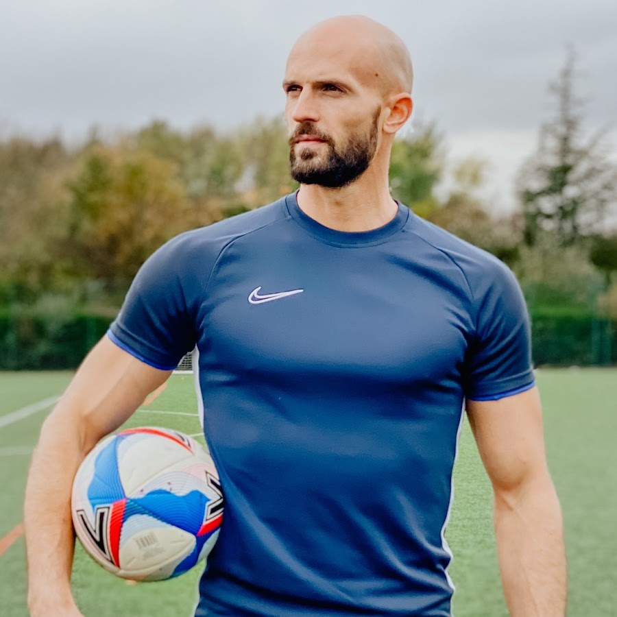 AMLnZu-V58eUA3xtBRfFTxh16H1thrrN9O9P7tBxxxJrtg=s900-c-k-c0x00ffffff-no-rj