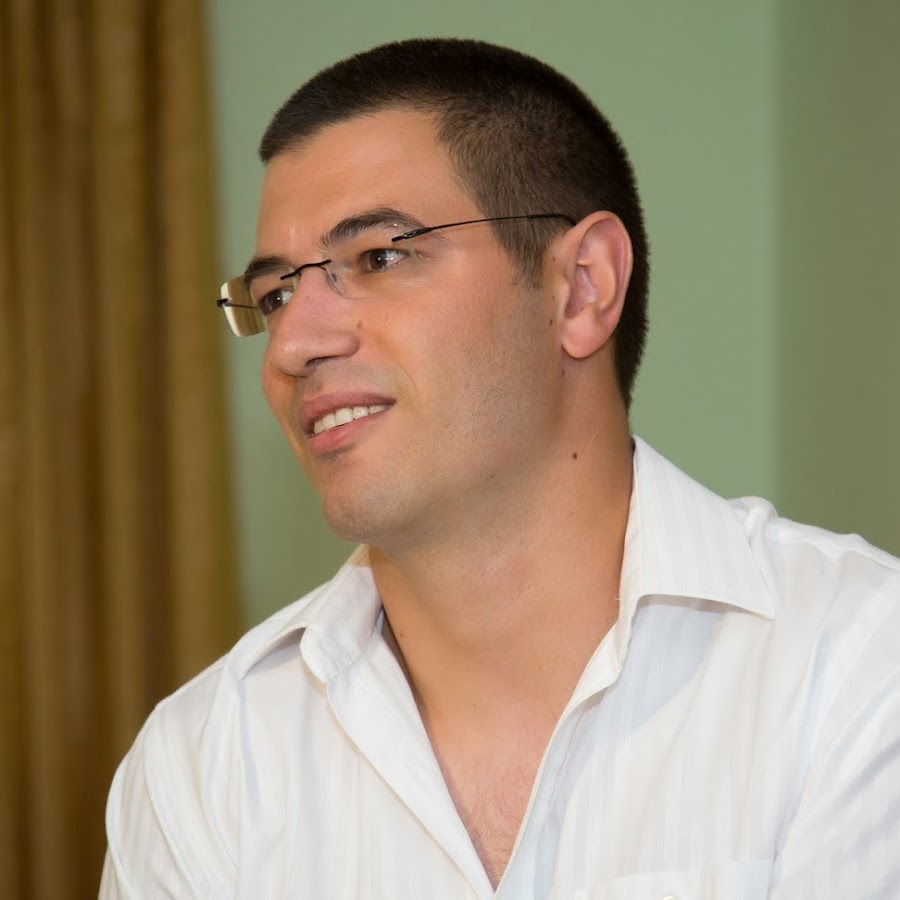 AMLnZu-cXAUucFXEvRJX3N7XgNmxRDHF7W-GwMjQNVJsyA=s900-c-k-c0x00ffffff-no-rj