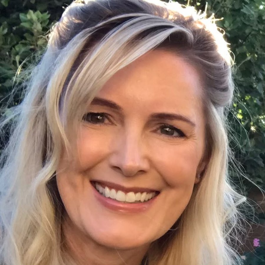 AMLnZu-cxUxb99Y8_EN17q_MdfqJy9HFV5CbHQHbBE8AIEU=s900-c-k-c0x00ffffff-no-rj