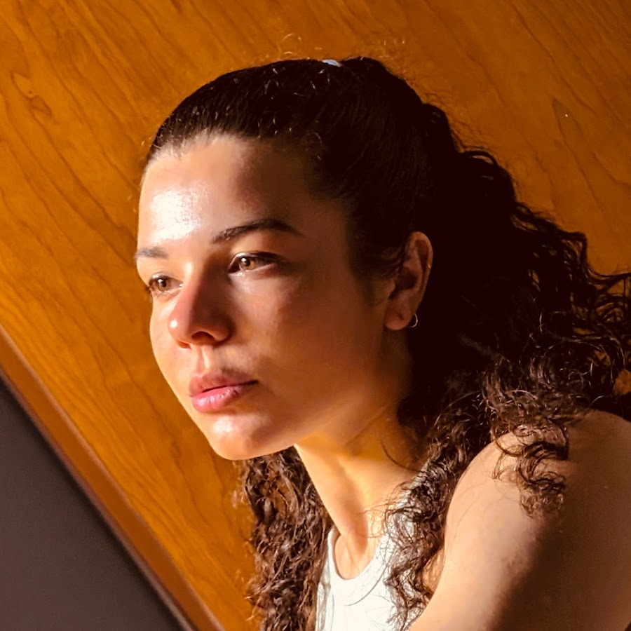 AMLnZu-eAaQa5D2f4Nj3c0gCRfvWb0s1Zy1iL_o7zS5WWA=s900-c-k-c0x00ffffff-no-rj