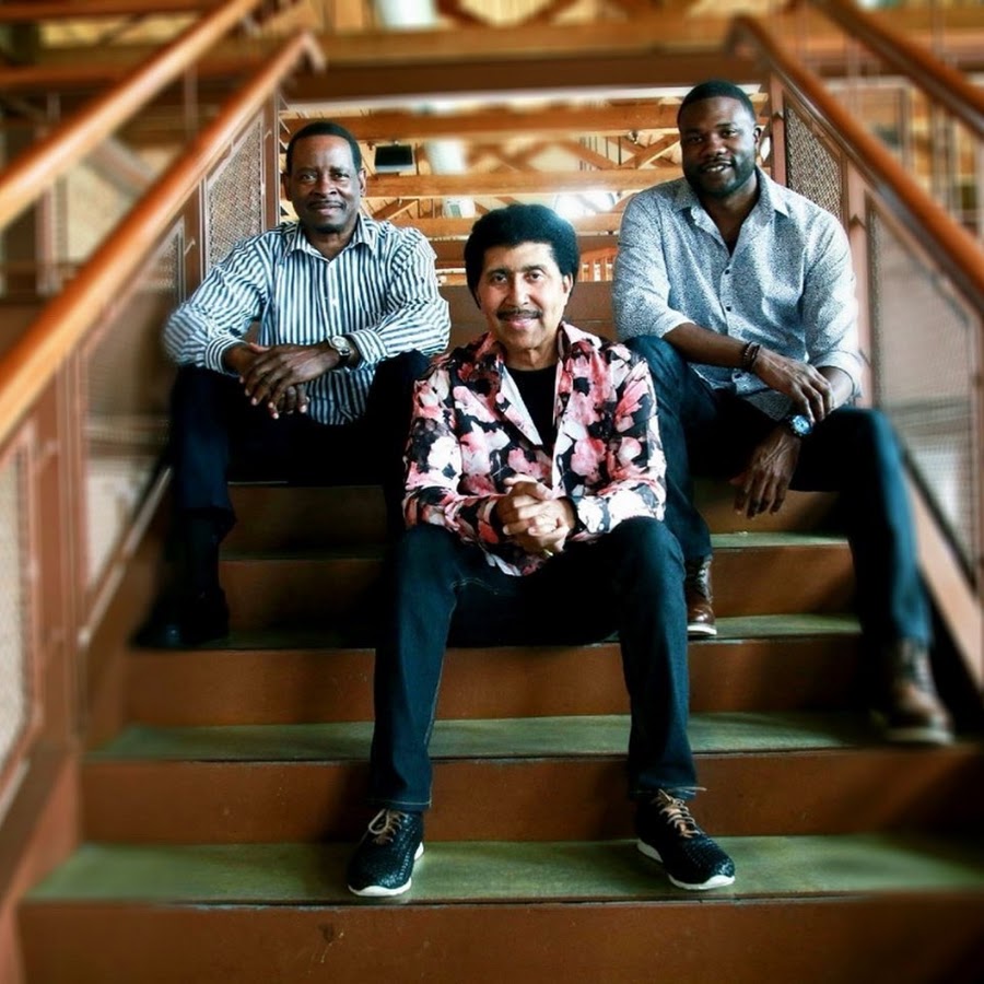 AMLnZu-eP9nMY0rn4nfPFUyMo0UDS1-9YkdG-3p6ULwi=s900-c-k-c0x00ffffff-no-rj