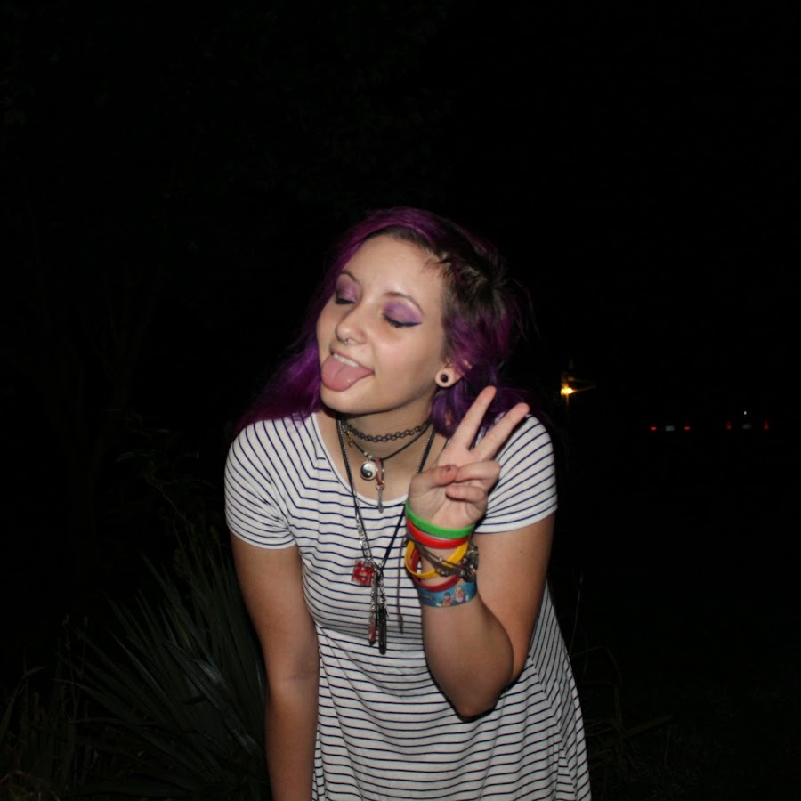 AMLnZu-et-Ts7vAXGRJtJMRrUOwrurfOO3_wZvGS_WsKzA8=s900-c-k-c0x00ffffff-no-rj