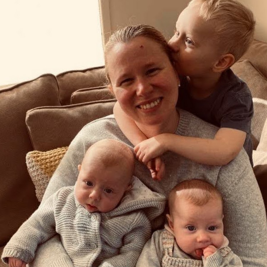 AMLnZu-glg6qPneUNCxNq-0Wq-pF4_ZB2h3-HPWKhoOUYA=s900-c-k-c0x00ffffff-no-rj