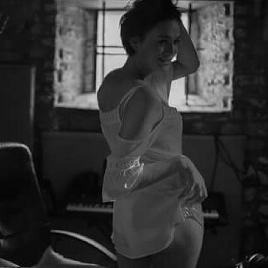 AMLnZu-hO-9LP3aUXpEFNQ78WIcr-Tn2ecQ6_DxzNNw_=s900-c-k-c0x00ffffff-no-rj