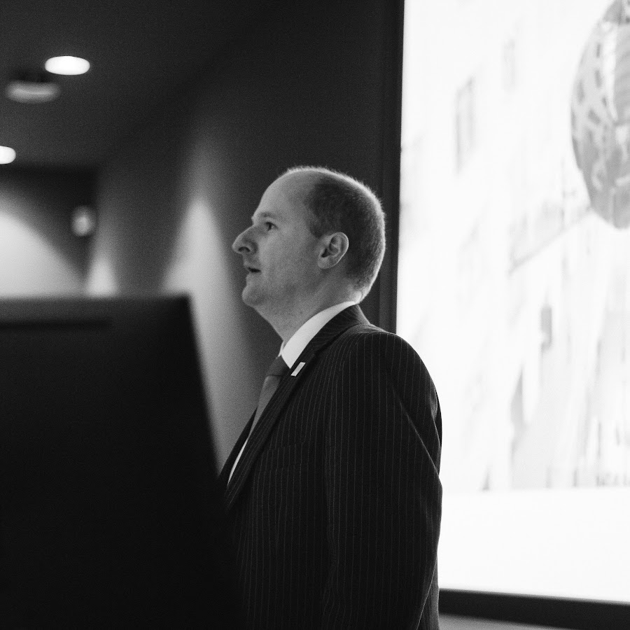 AMLnZu-hU_GyzI9CzTLPu4lsimX8mhM0cIl9hEU90npp=s900-c-k-c0x00ffffff-no-rj