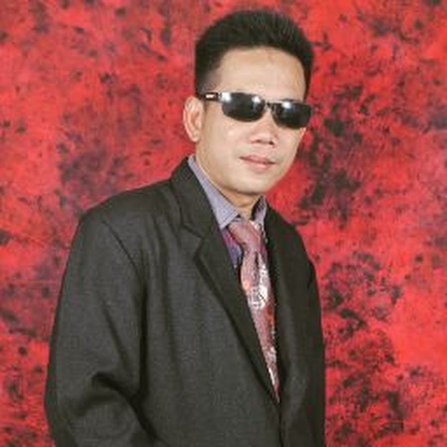 AMLnZu-ksCzFogUZtNQ1a5-OEZ8D9h_zuhiq6UhKOx5T=s900-c-k-c0x00ffffff-no-rj