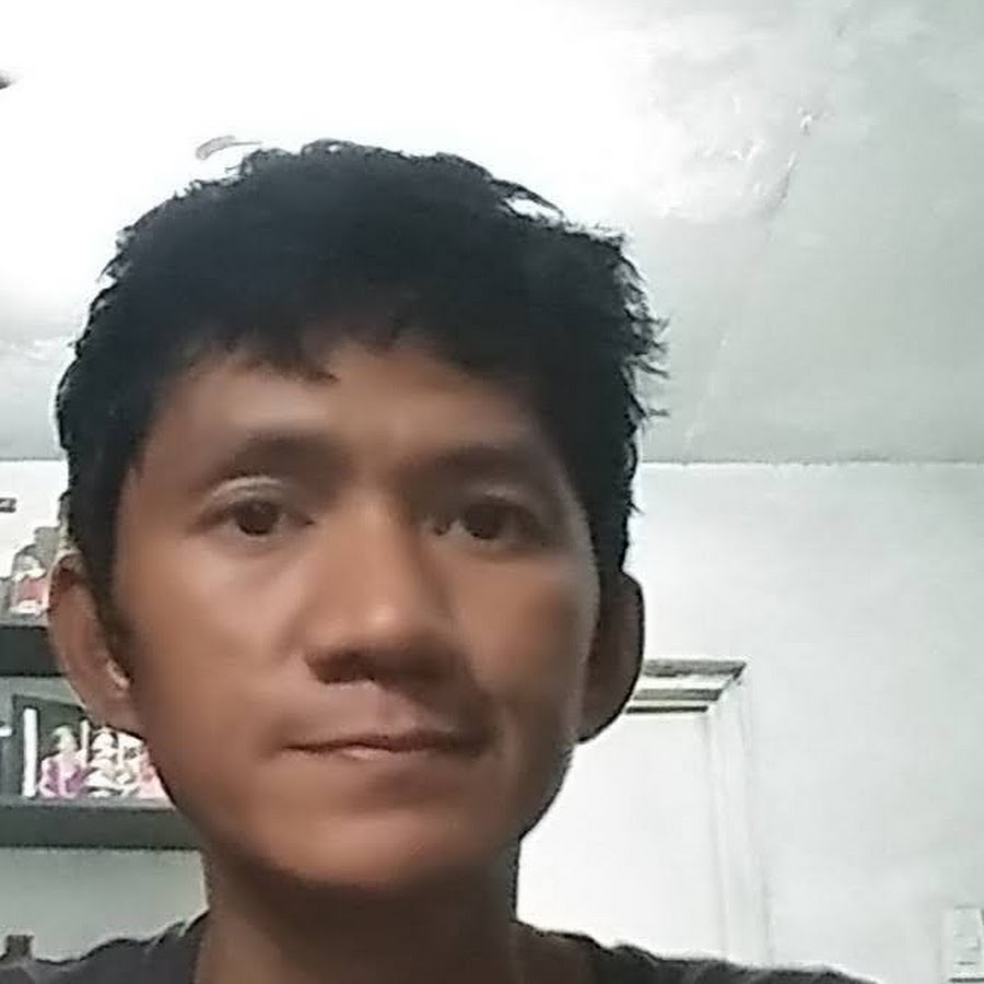 AMLnZu-lVUpjght1xRdSwySol0mksWaZmQOia88u4Fvdrg=s900-c-k-c0x00ffffff-no-rj