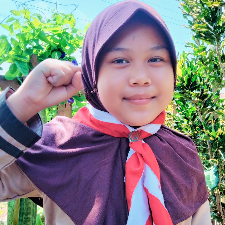 AMLnZu-mU2Kp9g8iWaXntR5Eit7CU8PzCJpKb7ZzRoB2=s900-c-k-c0x00ffffff-no-rj