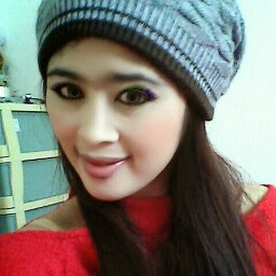 AMLnZu-pUY9OYI_vunByDQOARbDeh902WHeO1Kzy75wT=s900-c-k-c0x00ffffff-no-rj