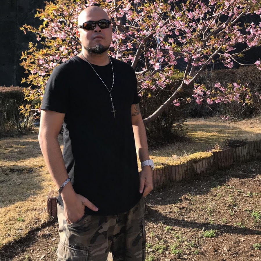 AMLnZu-vGB_wySTD4LcuiuJ9Y9cAtbhDKxMBQuQQGc1s=s900-c-k-c0x00ffffff-no-rj