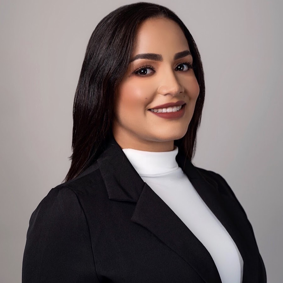 AMLnZu-vj6UNVa8gAnfMSCr7sPg6baB-AR7dxNdIsf-kww=s900-c-k-c0x00ffffff-no-rj