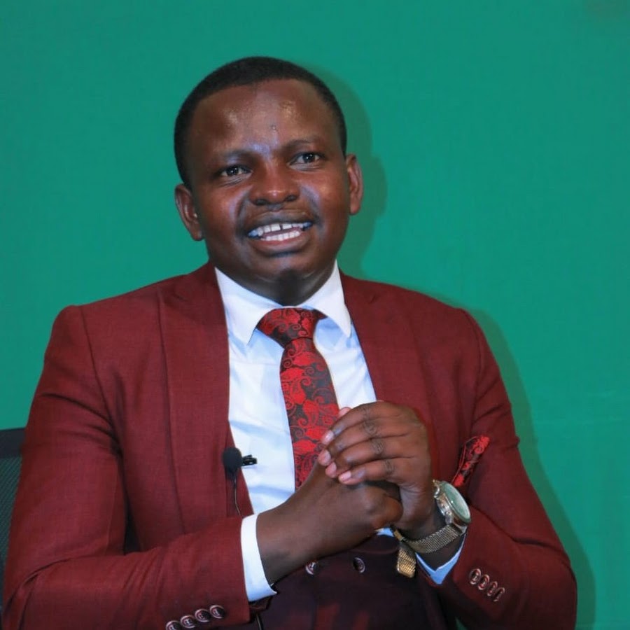 AMLnZu-xUd5rubuzBPvqh6RVt9V720FoWq4m_cw80Ml0tQ=s900-c-k-c0x00ffffff-no-rj