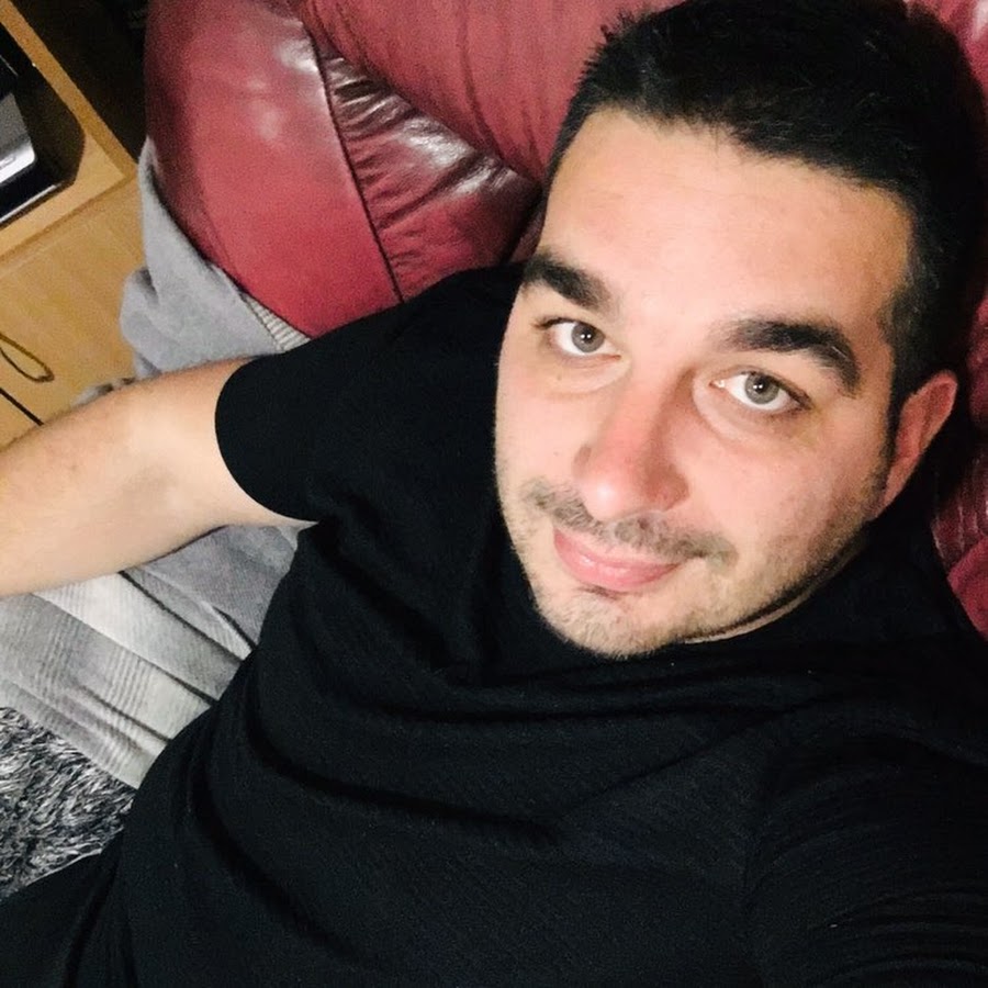 AMLnZu-xhatDTMe_Wg5Uc-WoNyEh4x1UqUanwpHZF4_oiA=s900-c-k-c0x00ffffff-no-rj