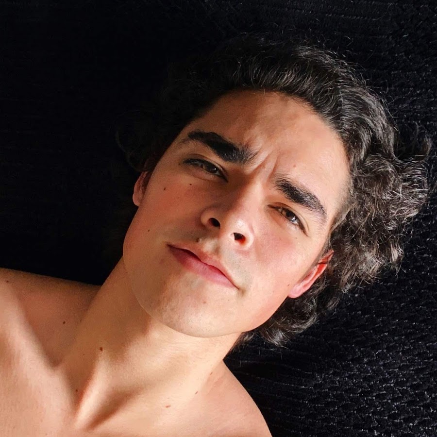 AMLnZu-yDYJOQJgpqARaIa_rlRXf8oKnOjtFPY-WBpj1=s900-c-k-c0x00ffffff-no-rj