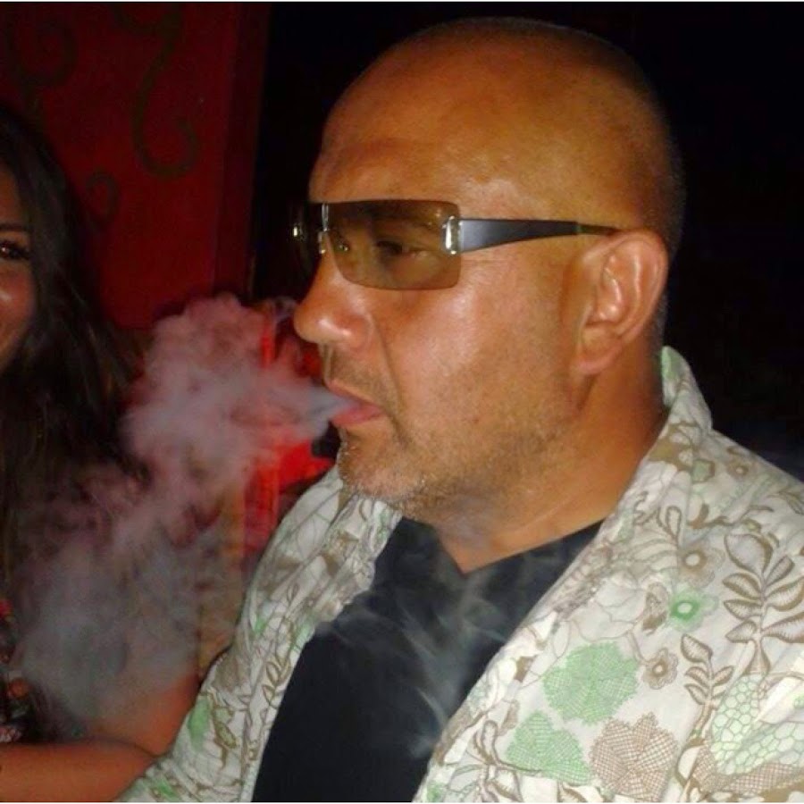 AMLnZu8-vQtvDLsRZHqccOJx3m1s6tSHMSG9up-cRZbzRg=s900-c-k-c0x00ffffff-no-rj