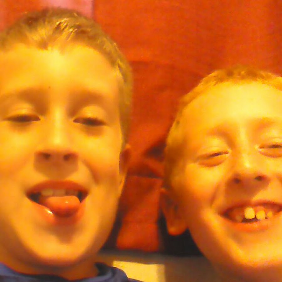 AMLnZu82256l8JBB_IifKfXHSeBXL2KvH7H3oYcplduX=s900-c-k-c0x00ffffff-no-rj