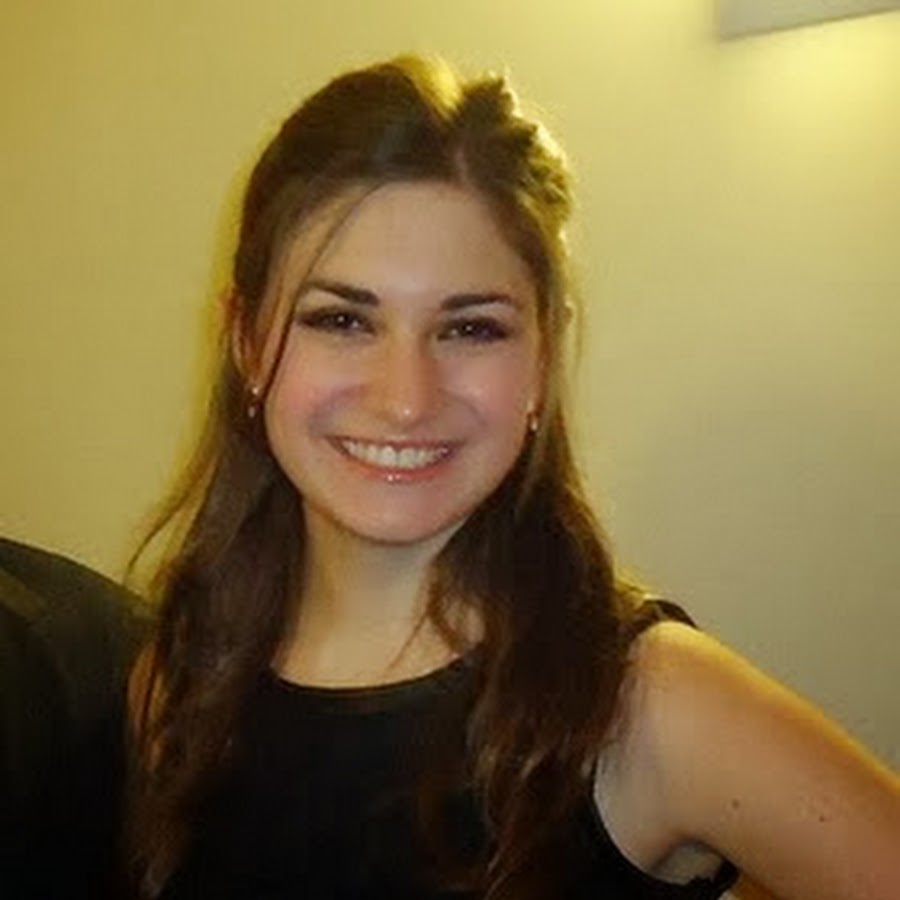 AMLnZu86kxL412-8ANfvtWwaCzAVPpi0zmOPTHnE2PUs=s900-c-k-c0x00ffffff-no-rj