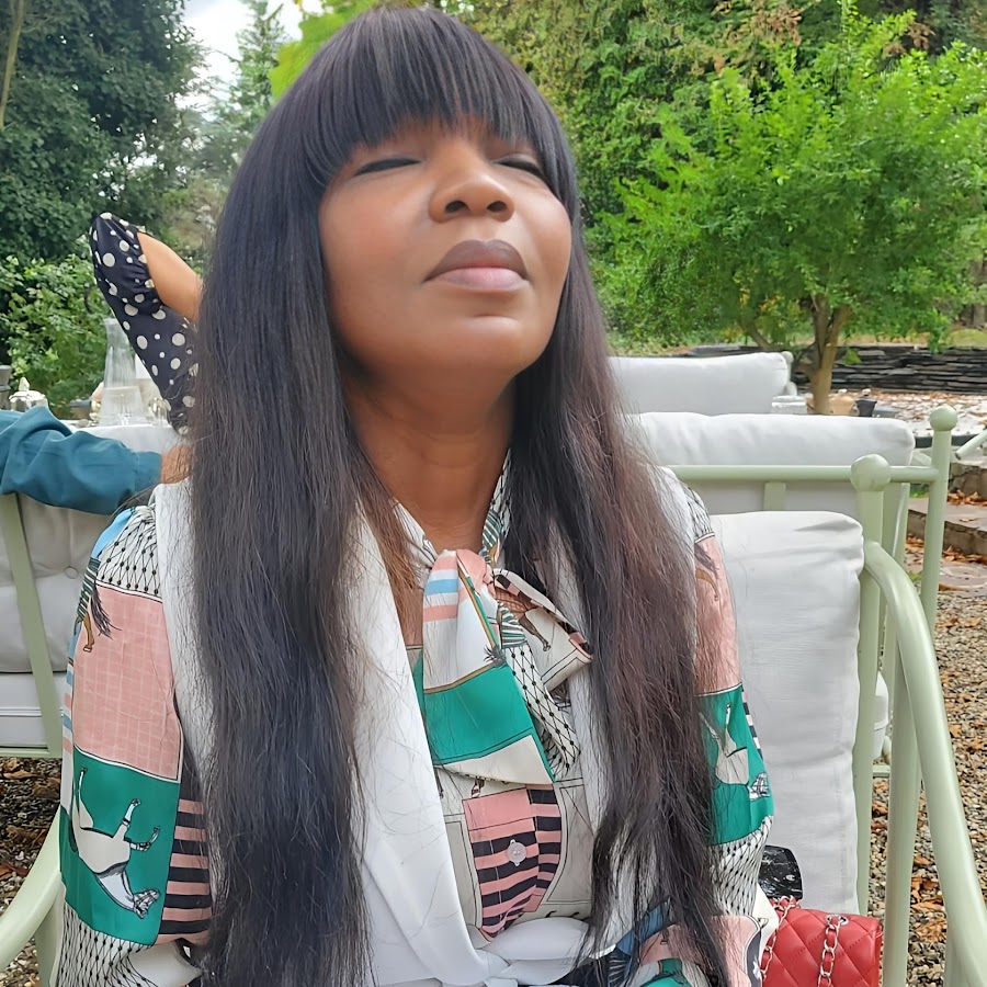 AMLnZu87_-7ierrs21Ac28rJMdkZ2S9oouPedeH3-CRjgQ=s900-c-k-c0x00ffffff-no-rj