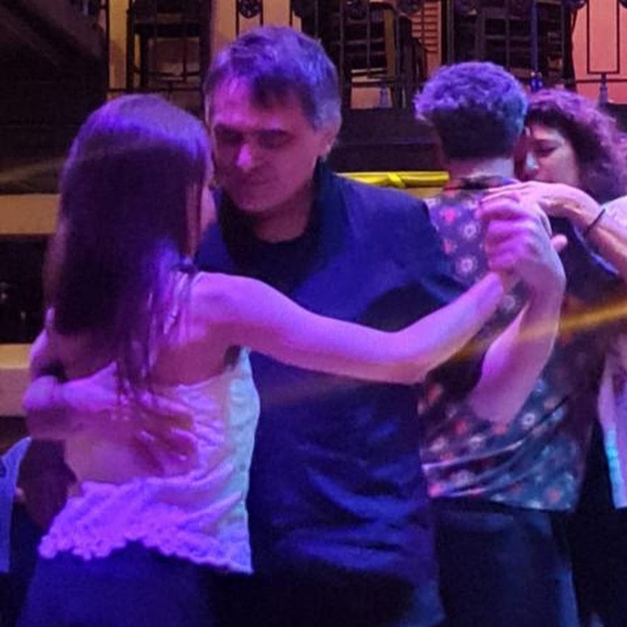 AMLnZu8ABvTlMyzIkjZUz7XKdczq_HrOCLROtK5Lp0OwDfM=s900-c-k-c0x00ffffff-no-rj