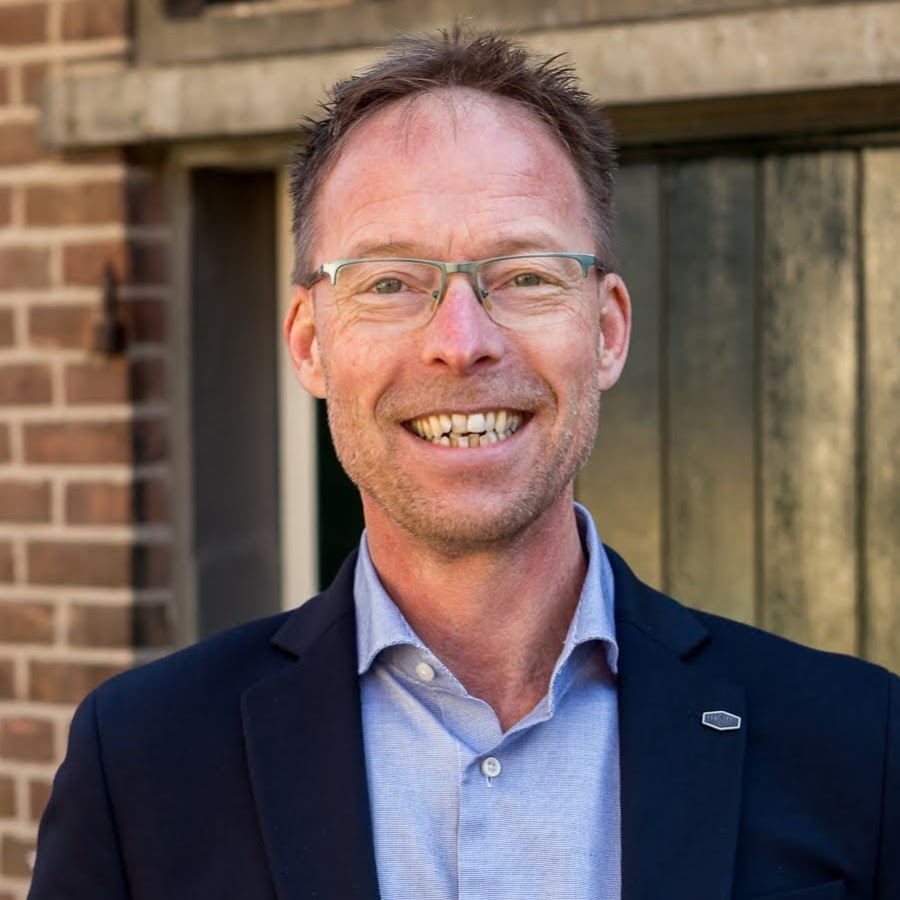 AMLnZu8BEJWMrwOa3liJRsDD5NLwWJNrMl3iKsIg35N13ic=s900-c-k-c0x00ffffff-no-rj