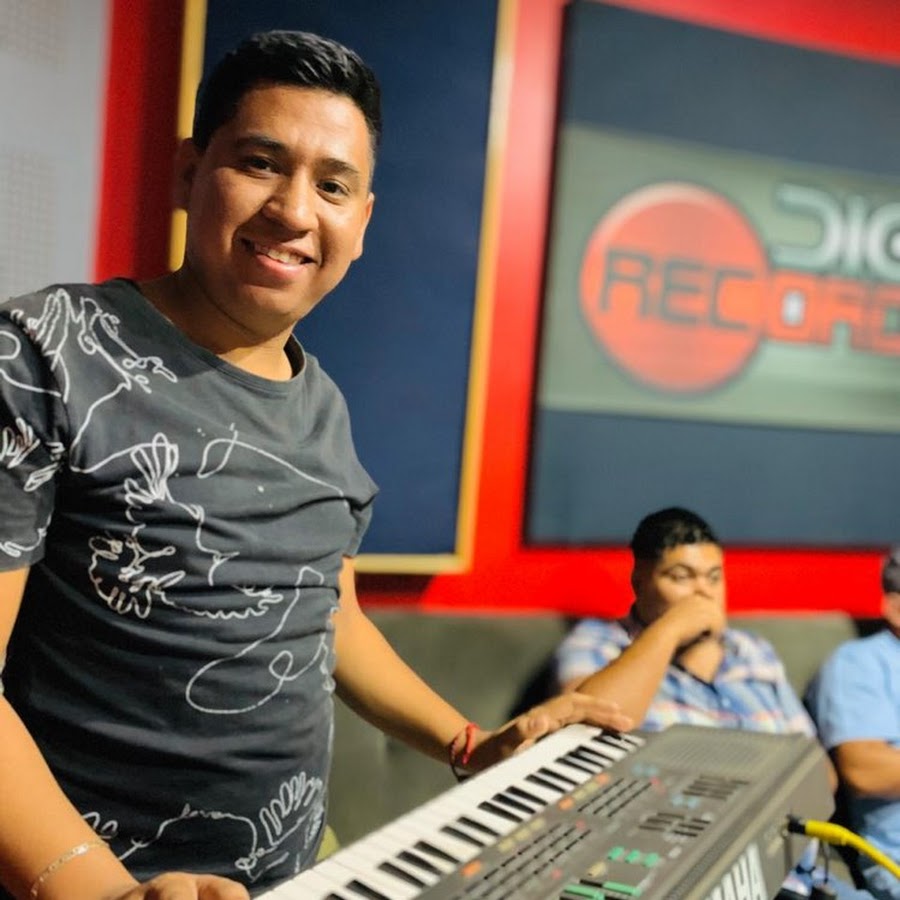 AMLnZu8HX-IRpULUI5uYKJyKAoYFwJQxWxKiF8b7x5Pg2A=s900-c-k-c0x00ffffff-no-rj