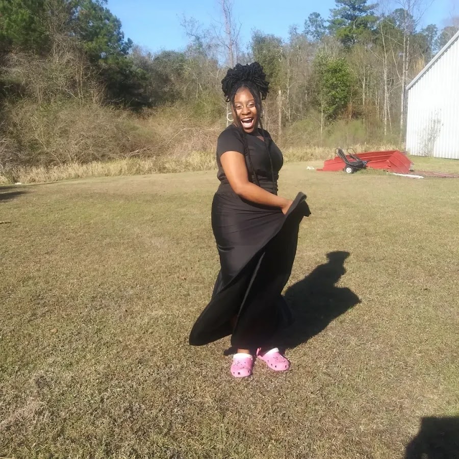 AMLnZu8IyyMSFdoOG-QW_usWUrqkYu_wBYv3wtC95pE4OQ=s900-c-k-c0x00ffffff-no-rj