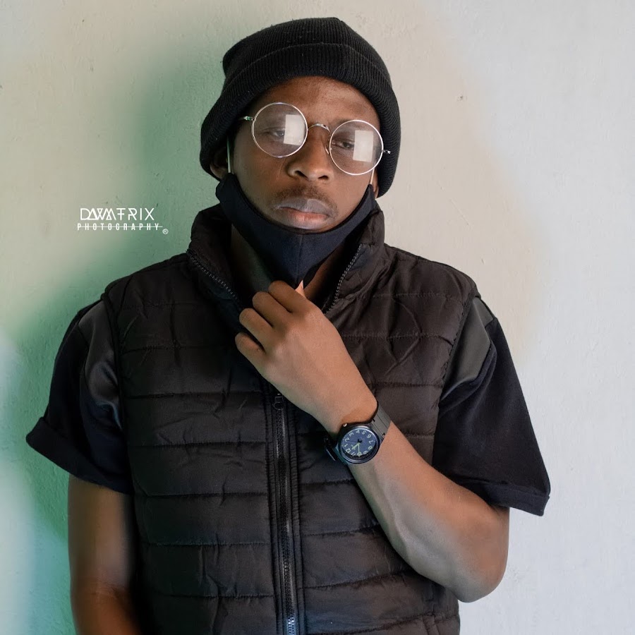 AMLnZu8KX3B9warq3y58oaRMQXVpEfhhfHsB5UmLYMQR_Q=s900-c-k-c0x00ffffff-no-rj