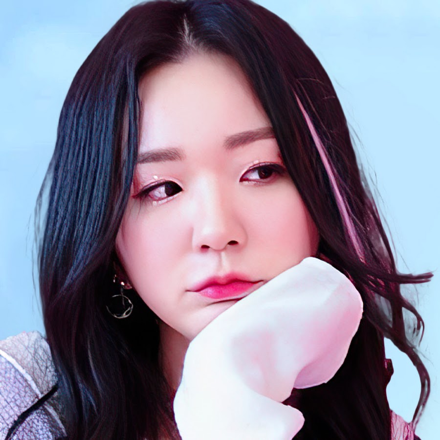 AMLnZu8Ky92DQ724OblU-ESkP86UAbMyM2smats6tUEK=s900-c-k-c0x00ffffff-no-rj