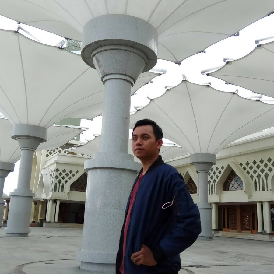 AMLnZu8RzL7cOteTmd-fPdlxdSl9P4eXfvGA3k4xxa1aHA=s900-c-k-c0x00ffffff-no-rj