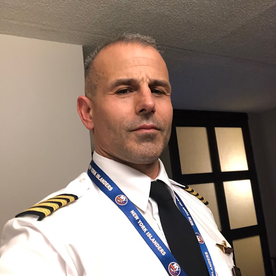 AMLnZu8Vz_gjUiefgnAiqdRAo4srSRRsn0wChq-Gno5kHw=s900-c-k-c0x00ffffff-no-rj