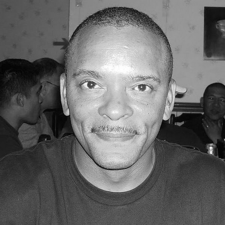 AMLnZu8Y23NJQKwgvHC9TpmX9tW8EGQZex0M5VO01uWMHA=s900-c-k-c0x00ffffff-no-rj