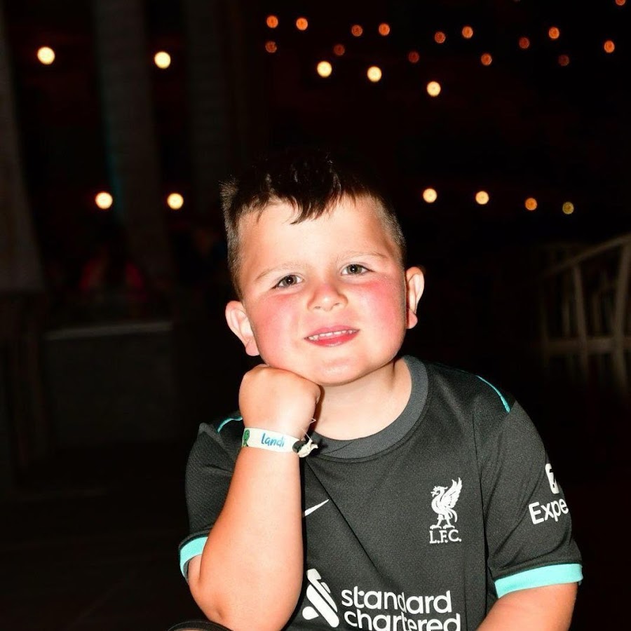 AMLnZu8Z9DIJldJH6X435EoKrq3_QLxXol2eO_4Qsw=s900-c-k-c0x00ffffff-no-rj