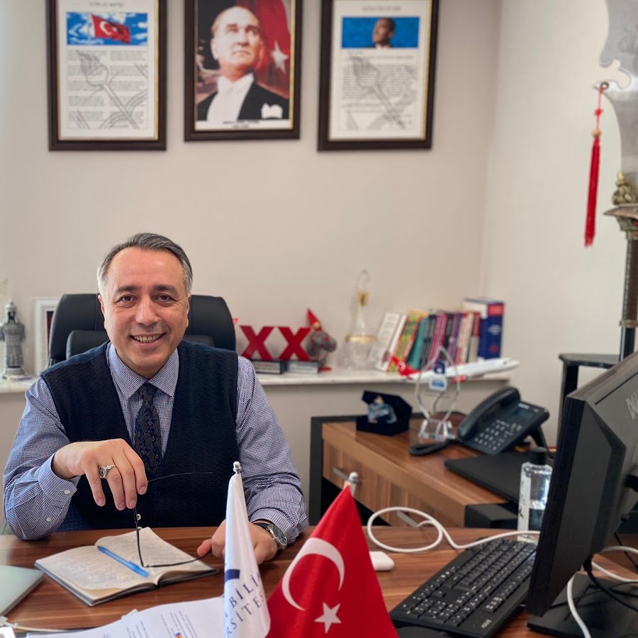 AMLnZu8ZROPljzVuQ7yQoibVk0xXztwSBCuo9B6GralRtw=s900-c-k-c0x00ffffff-no-rj