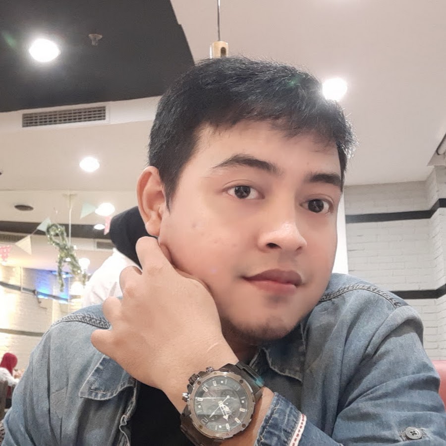 AMLnZu8c1vmiXq2n8js_8uK7P9lXeSHzyxfmgrIY5LUs=s900-c-k-c0x00ffffff-no-rj