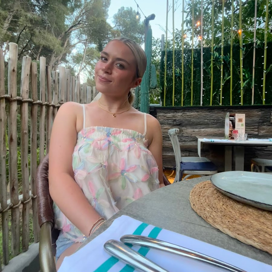 AMLnZu8jgo7fgCoX-PV105IwCFD_Y4Nu7Z_mg6iytllPqg=s900-c-k-c0x00ffffff-no-rj