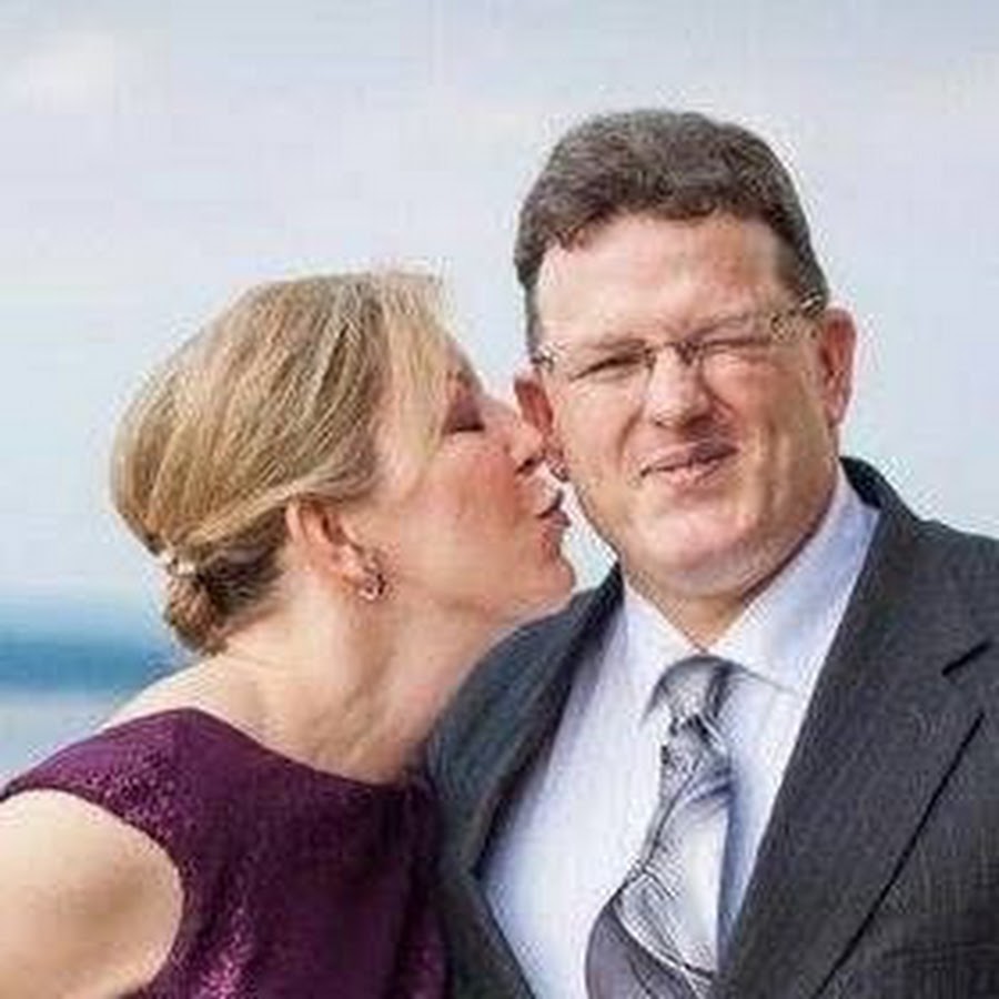 AMLnZu8q7Ml7BMvMbIL0_yEhcfuCmo8YKXp-PJkEPklbD7U=s900-c-k-c0x00ffffff-no-rj