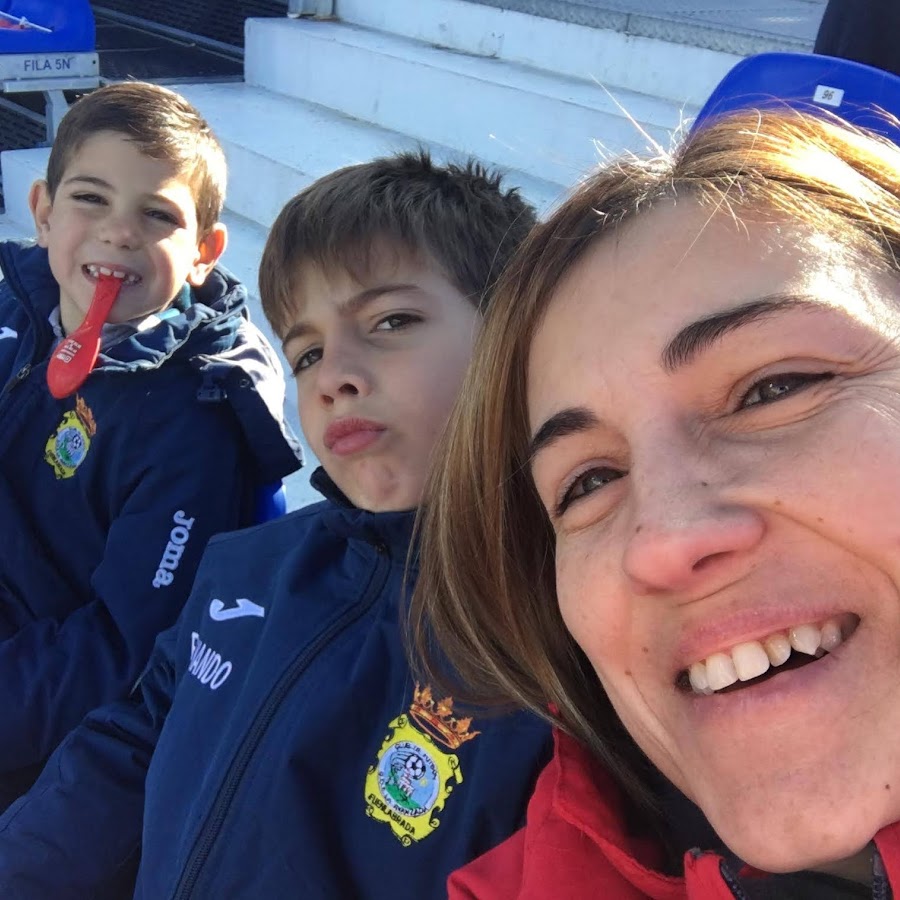 AMLnZu8ruoWHr1kzOnTGSAzc_rX5TEGrZEo9zqVx0WHUbg=s900-c-k-c0x00ffffff-no-rj