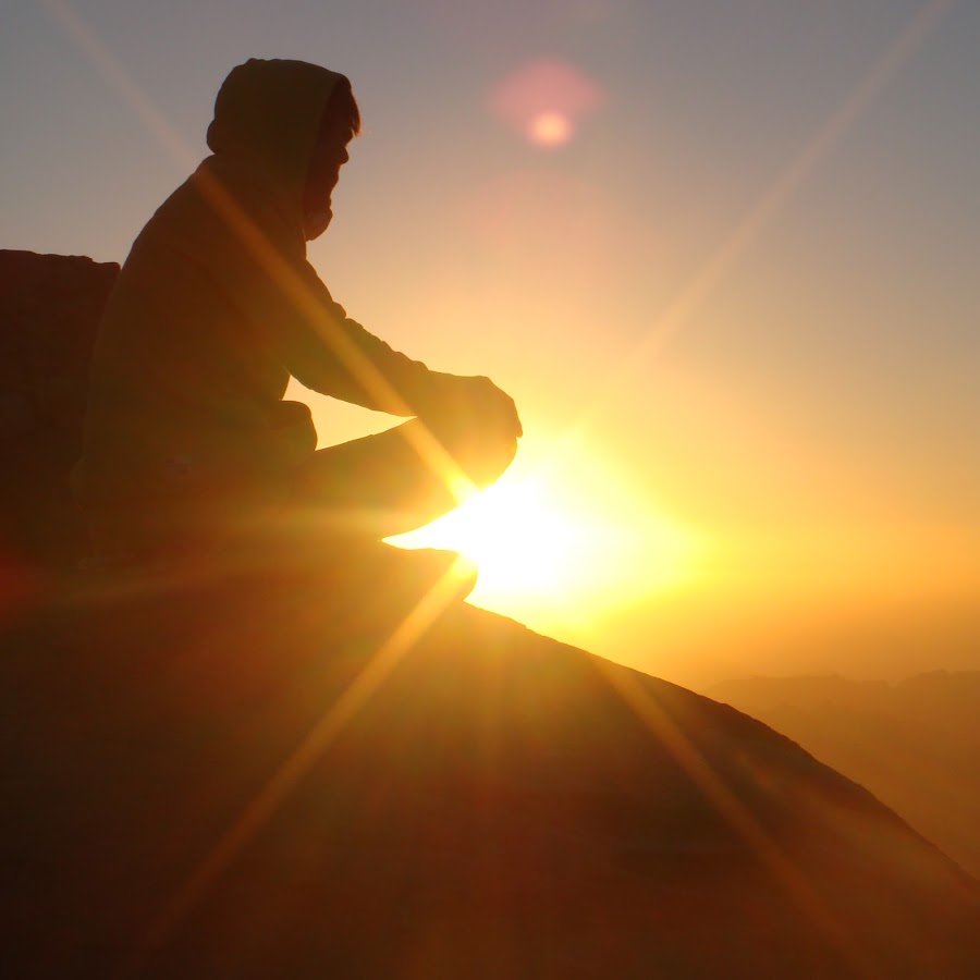 AMLnZu9C1tgTfL9liM3MhQzTqr1yBm0pJRtkJ5lfeTUhwQ=s900-c-k-c0x00ffffff-no-rj