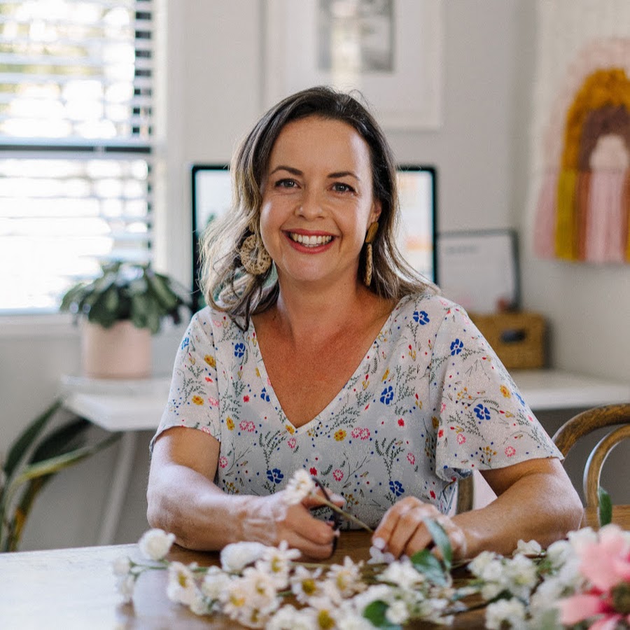 AMLnZu9C8FuMOQKdkUK9ZFdFND9iUP2rqlCM-rNRX7b8zg=s900-c-k-c0x00ffffff-no-rj