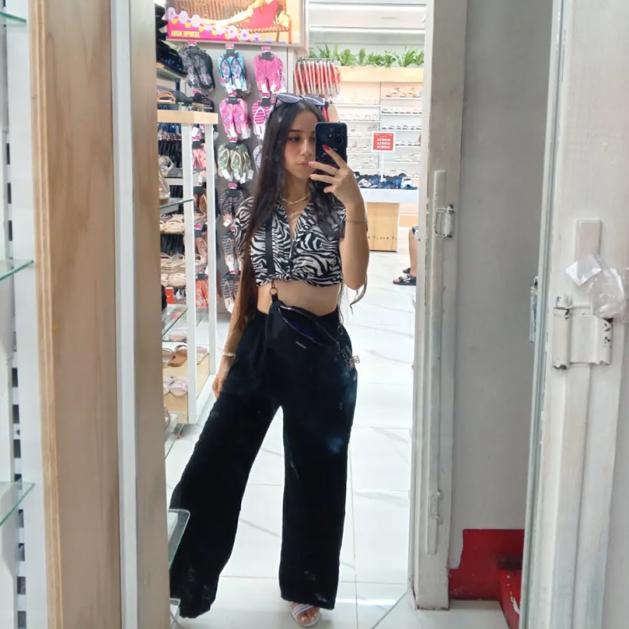 AMLnZu9HGpa7V6P-3HdX0bfanmEw6kobUoIc9Dg870e2tso=s900-c-k-c0x00ffffff-no-rj