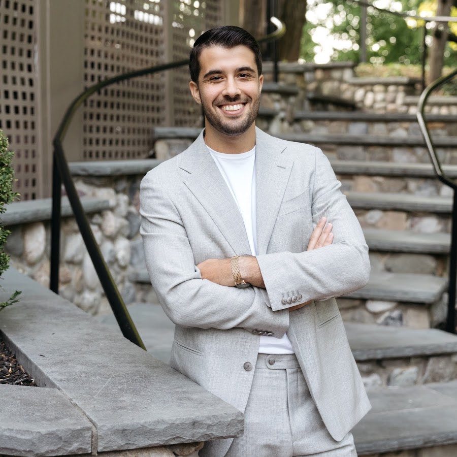 AMLnZu9ONeuqgmgOlwe-QlKJYbLl6_uyOOwyluenmya6glA=s900-c-k-c0x00ffffff-no-rj