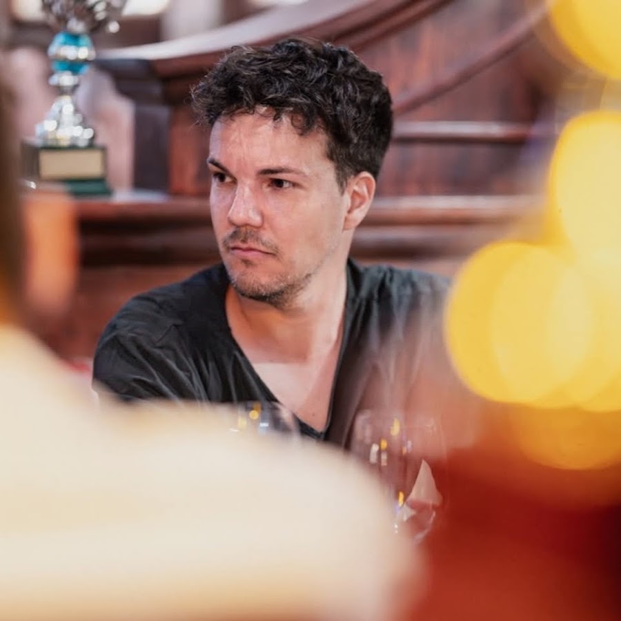 AMLnZu9Rnd9UoAWSmc0WSIBuay3sbGihqFAl3ryPuya6vg=s900-c-k-c0x00ffffff-no-rj