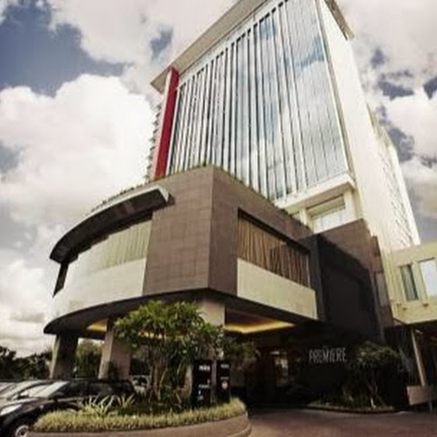 Hotel Premiere Pekanbaru - Homecare24